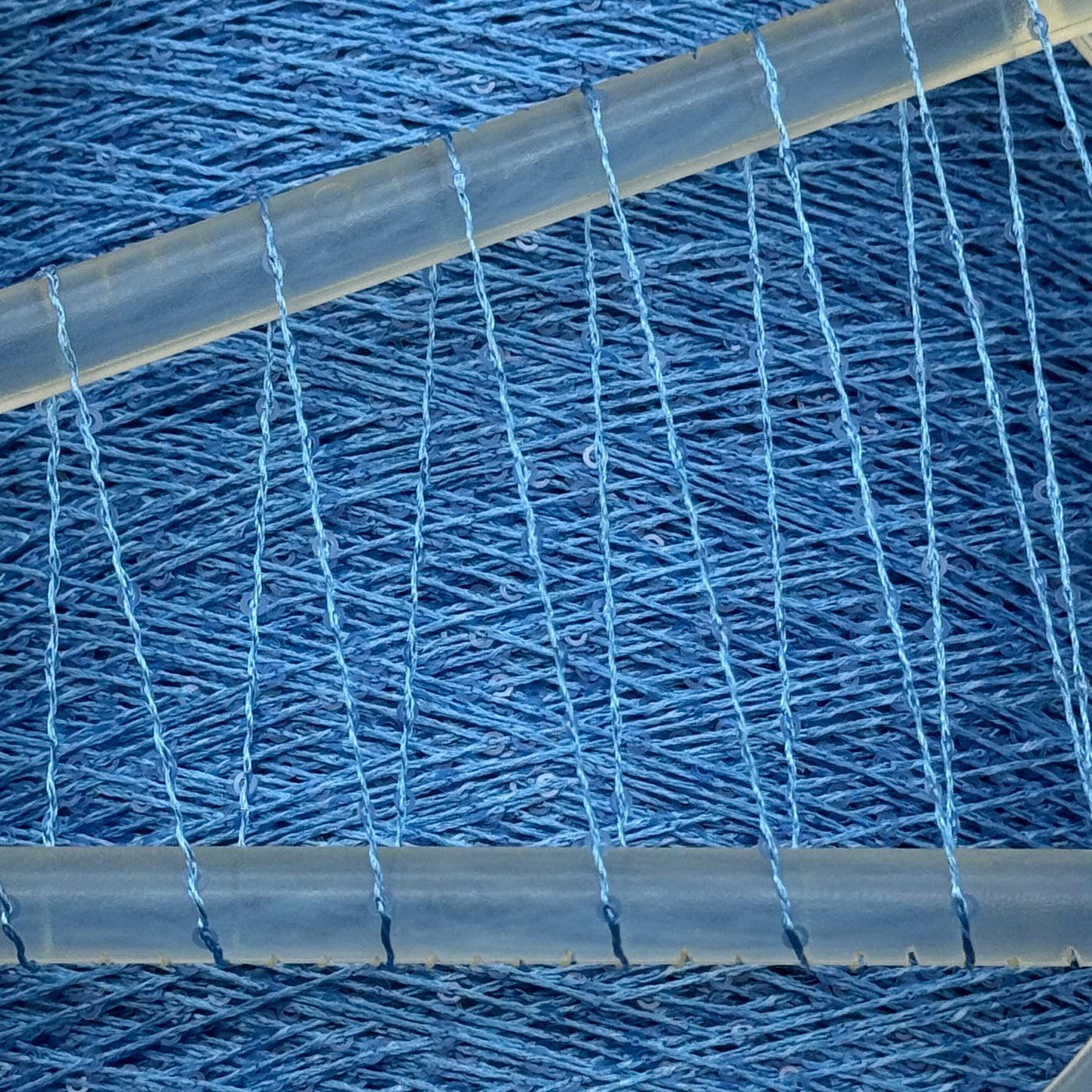 Kaufen Neues Garn zum Stricken online - Wolle Halle